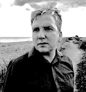 Mark Fisher; The Weird And The Eerie – BLACKOUT ((poetry & politics))